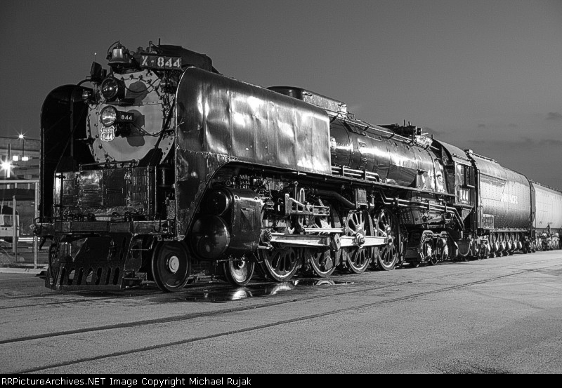 UP 844